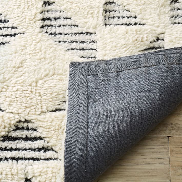 Triangle Stripe Rug | Pottery Barn Teen