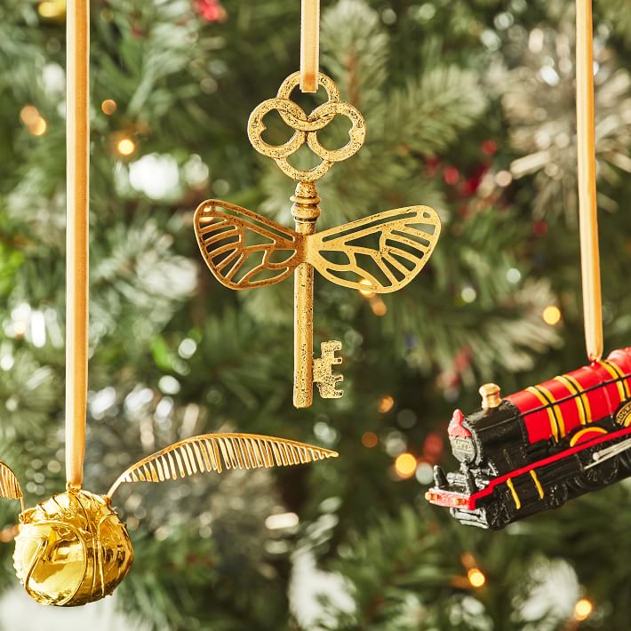 HARRY POTTER™ FLYING KEY™ Holiday Decorations | Pottery Barn Teen