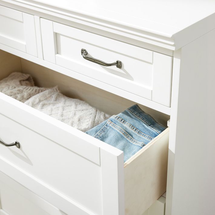 Hampton 9-Drawer Grand Dresser | Pottery Barn Teen