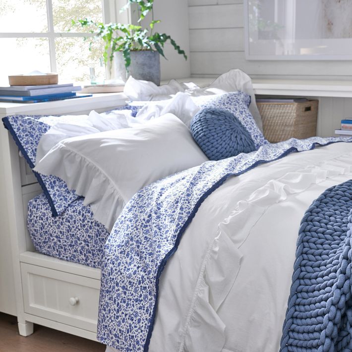 Crochet Ditsy Sheet Set | Pottery Barn Teen