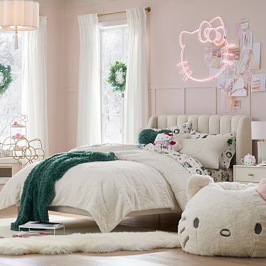 Hello Kitty® Magical Faux-Fur Quilt | Pottery Barn Teen