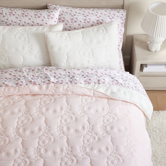 Hello Kitty® Reversible Jersey Quilt | Pottery Barn Teen