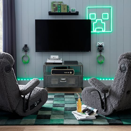 Minecraft™ Pixel Wool Rug | Pottery Barn Teen