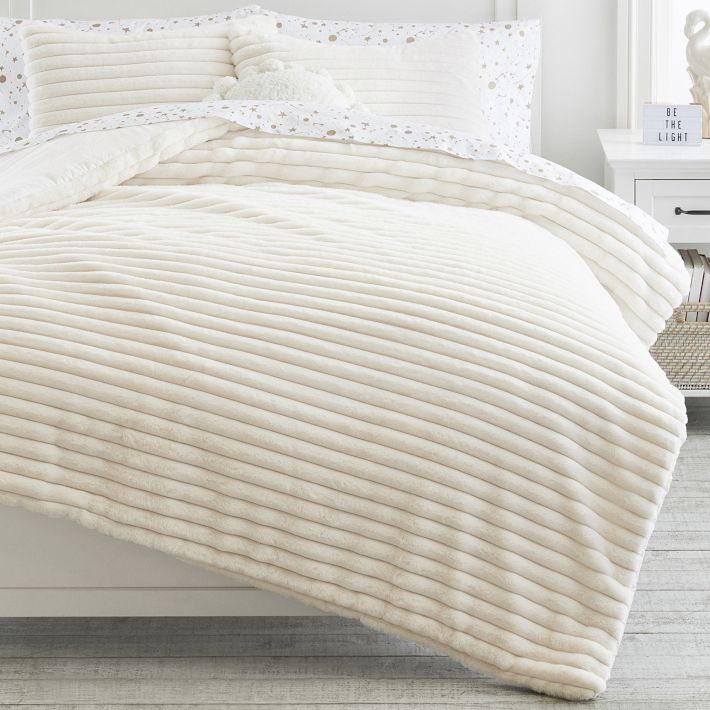 Channel Cloud Faux-Fur Quilt | Pottery Barn Teen