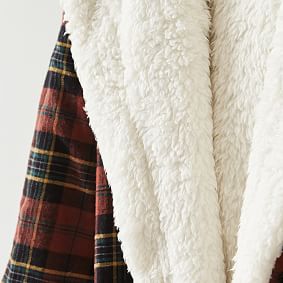 Hogwarts Sherpa Robe | Pottery Barn Teen
