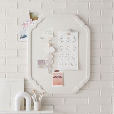 Preppy Scallop Pinboard (24"x30") | Pottery Barn Teen
