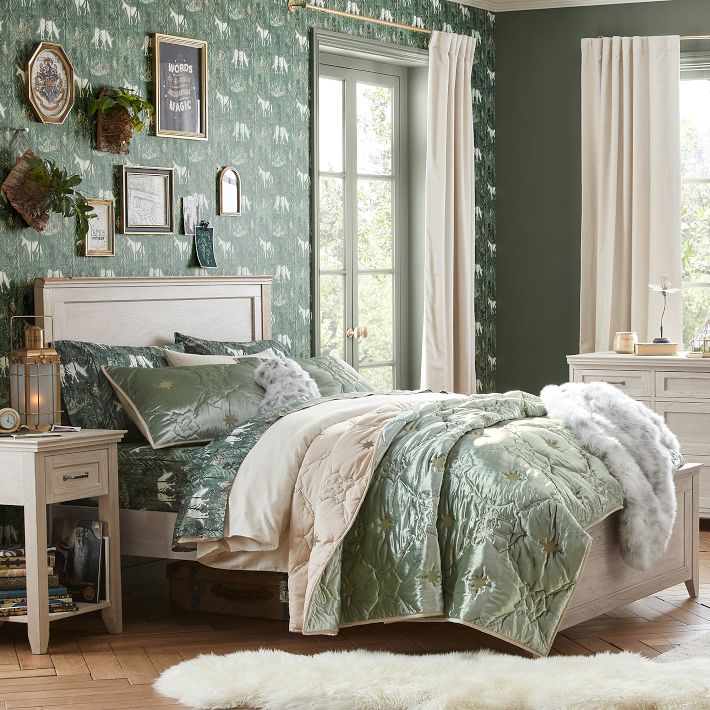 Pottery barn harry potter bed store