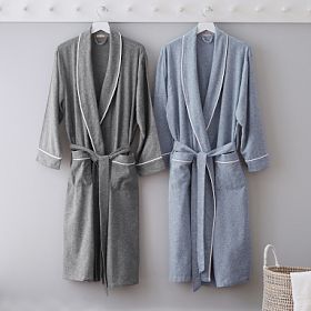Open Box: Solid Organic Flannel Robe | Pottery Barn Teen