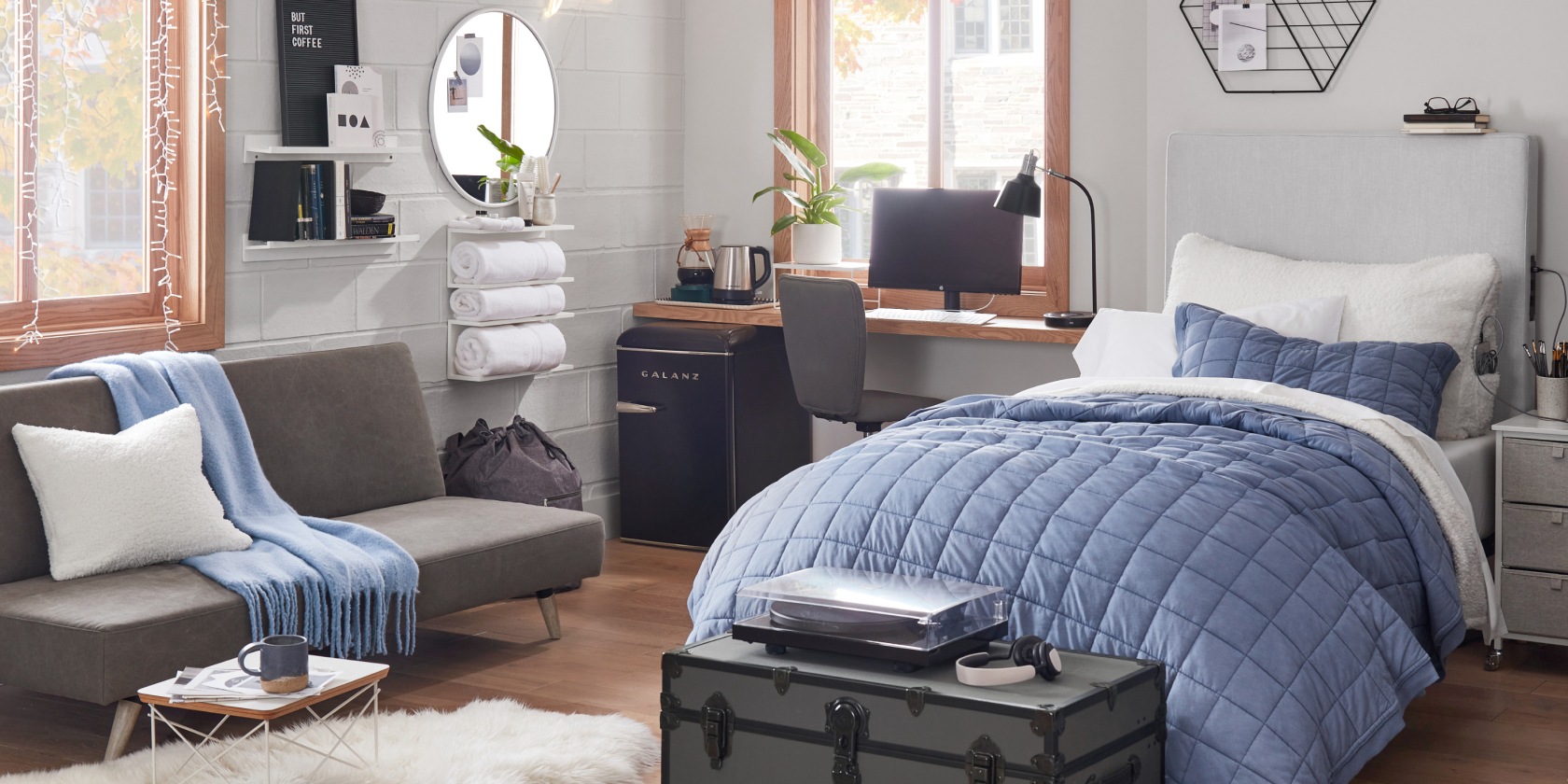 Varsity Blues Dorm Room | Pottery Barn Teen