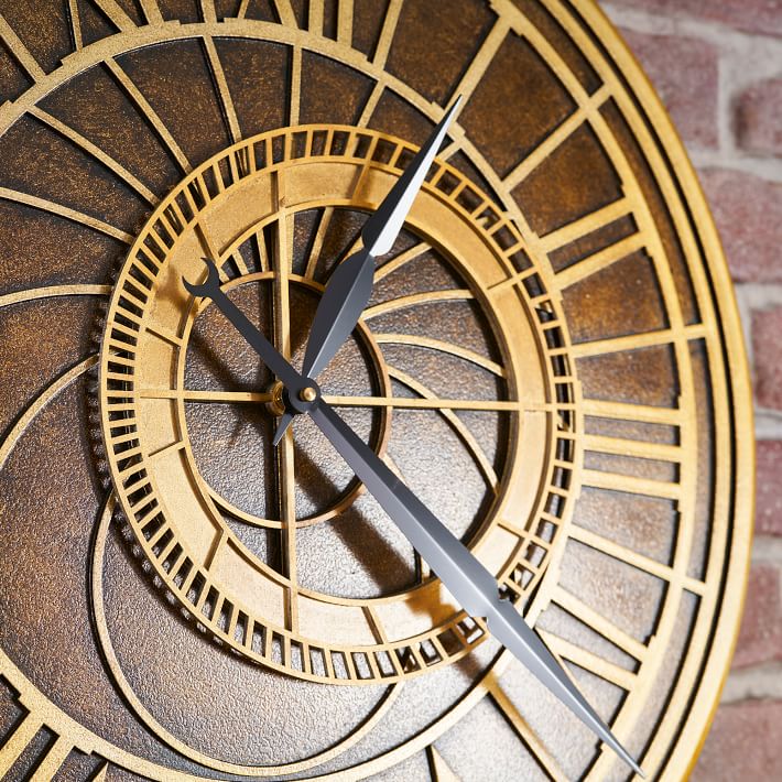Harry Potter™ Hogwarts™ Clock | Pottery Barn Teen
