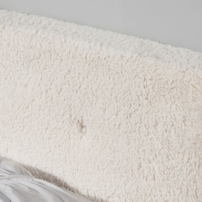 Cushy Lounge Platform Corner Upholstered Bed | Teen Bed | Pottery Barn Teen