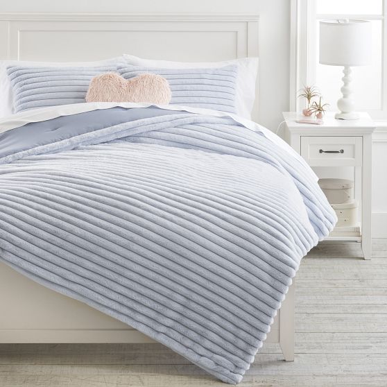 Channel Cloud Faux-Fur Quilt | Pottery Barn Teen