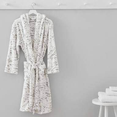 Harry Potter™ Hedwig™ Plush Robe | Pottery Barn Teen