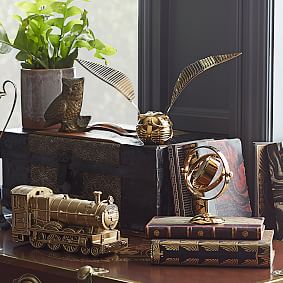 Harry Potter™ Hogwarts™ Express Clock | Pottery Barn Teen