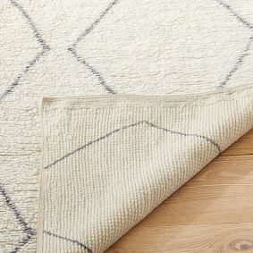 west elm x pbdorm Souk Washable Wool Rug | Pottery Barn Teen