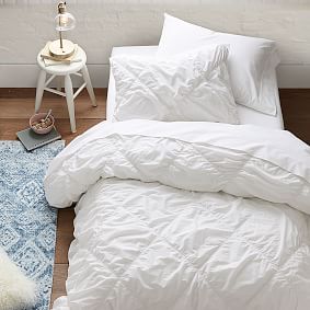 Jordan Washable Rug, 4X6 | Pottery Barn Teen