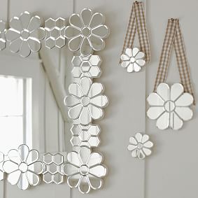 Daisy Mini Decorative Mirrors | Pottery Barn Teen