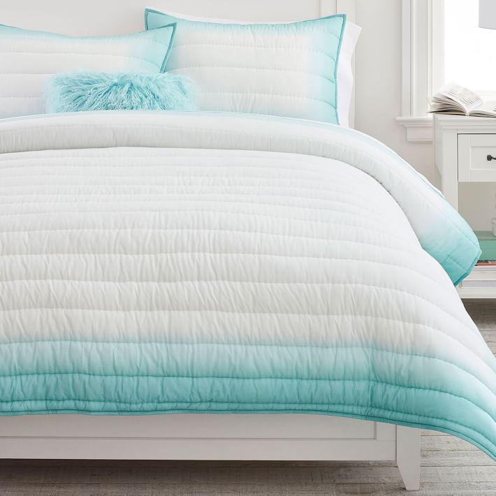 Ombre Border Quilt | Pottery Barn Teen