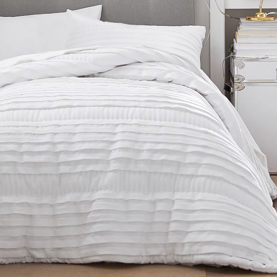 Pretty Pleats Twin XL Quilt | Pottery Barn Teen