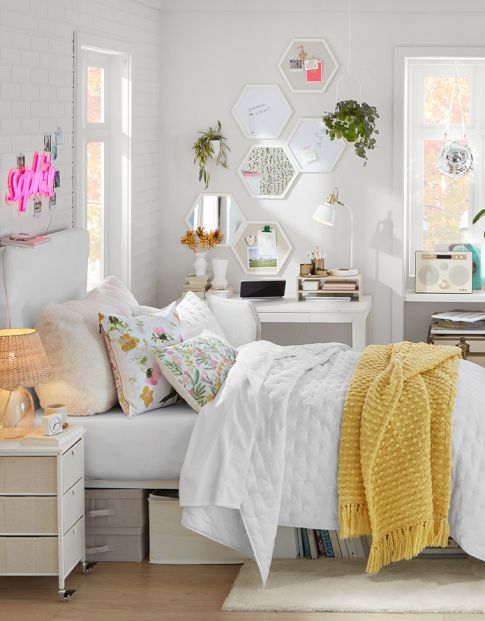 Dorm Room Essentials | Pottery Barn Teen