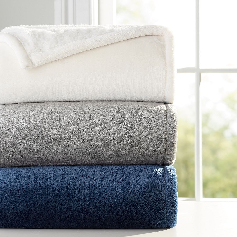 Ultra Plush Throw Blanket | Pottery Barn Teen